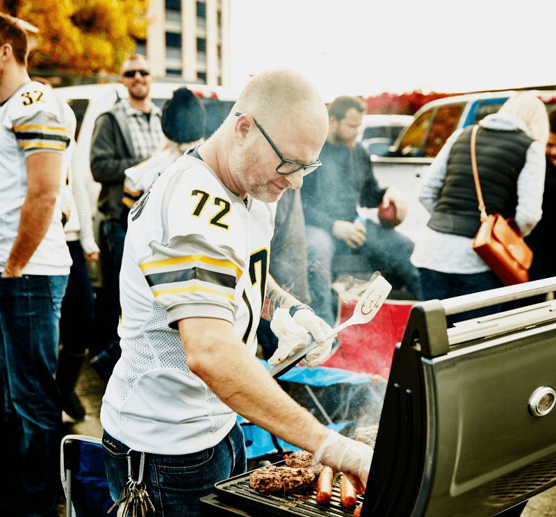 7 Tailgate Essentials for Football Season | HALO